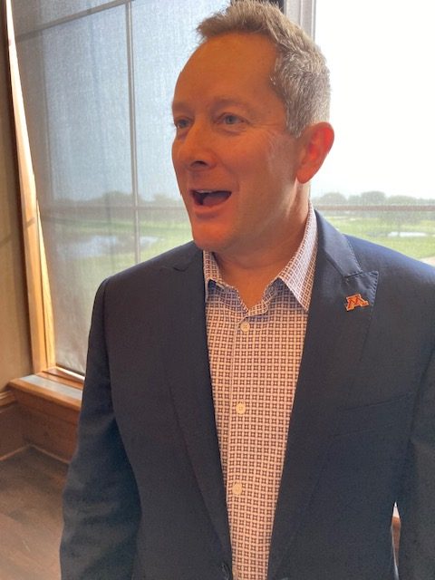 Supporters Talk ‘Recipe’ for Coach Medved Success at U – David Shama's ...